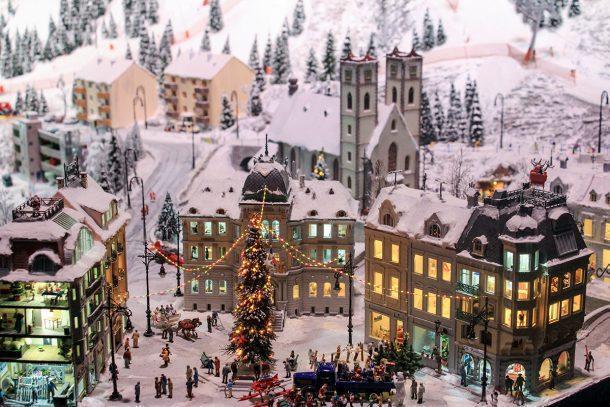 Mini World Lyon, France – Exploring The World in Miniature | CheeseWeb